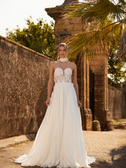 Leicht fließend - A Linie - Brautfreundin Bridal Store