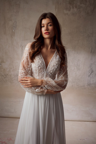 Leicht fließend - A Linie - Brautfreundin Bridal Store